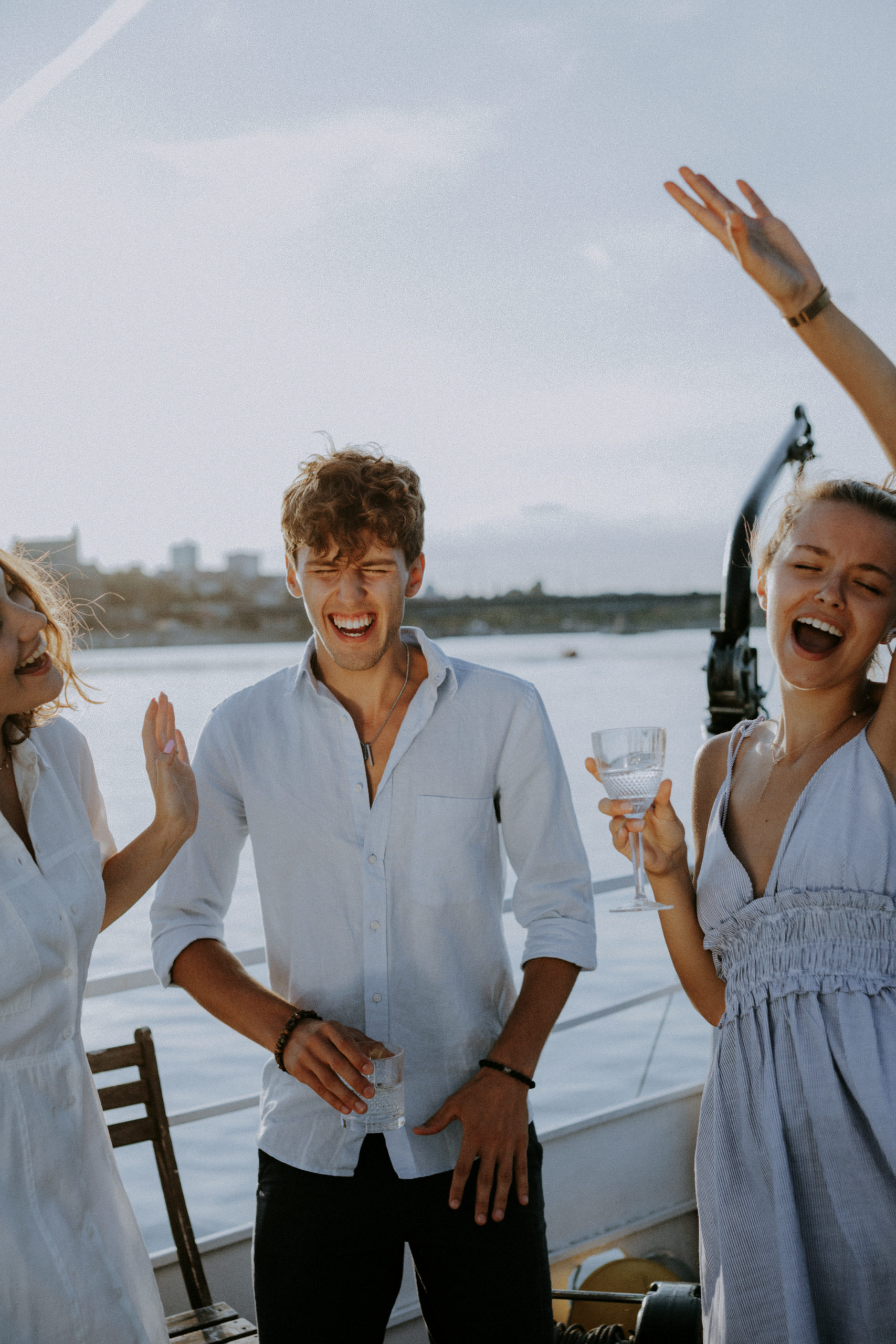 Newly Engaged: 7 things to do for your best mindset!